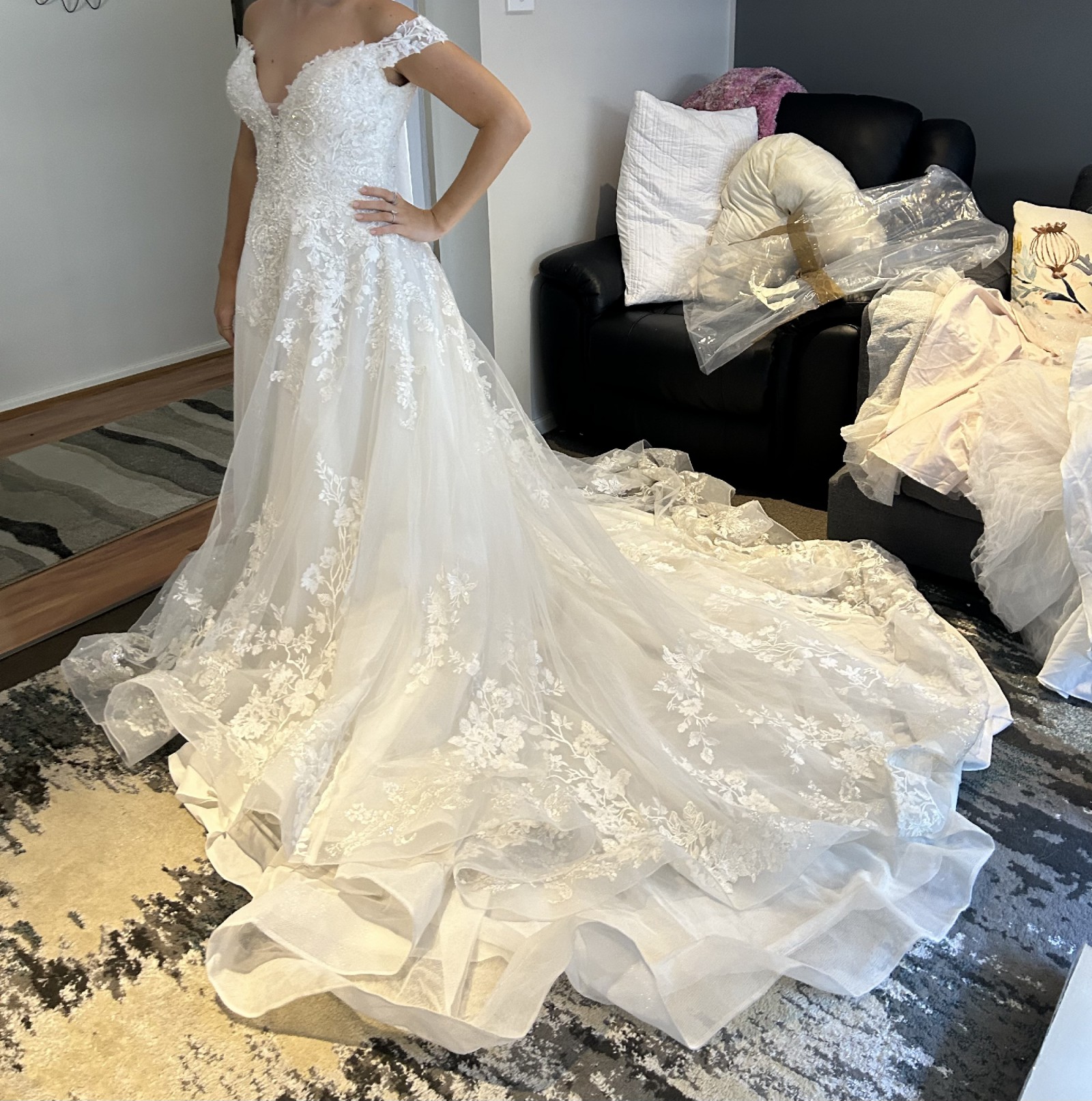 Allure Bridals Sample Wedding Dress Save 79% - Stillwhite