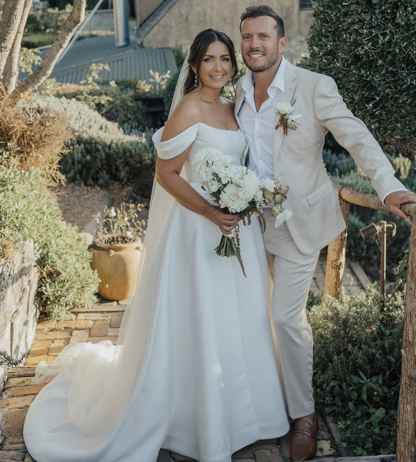 Chosen By KYHA Davis Wedding Dress Save 45% - Stillwhite