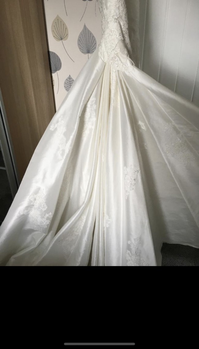 Benjamin Roberts Tia New Wedding Dress - Stillwhite