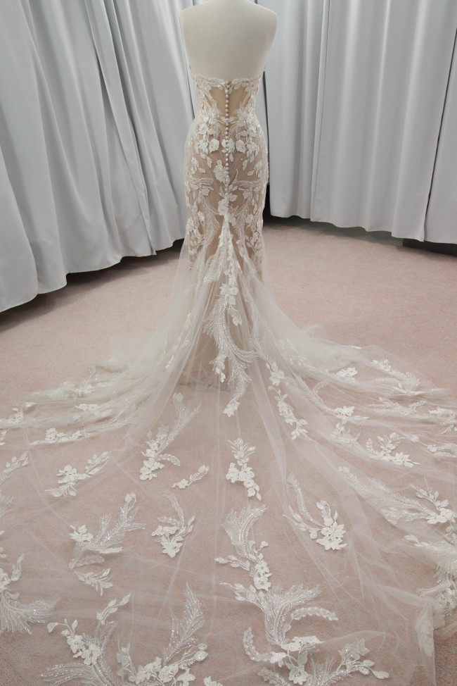 Enzoani, Taliana 22323 Sample Wedding Dress Save 74% - Stillwhite