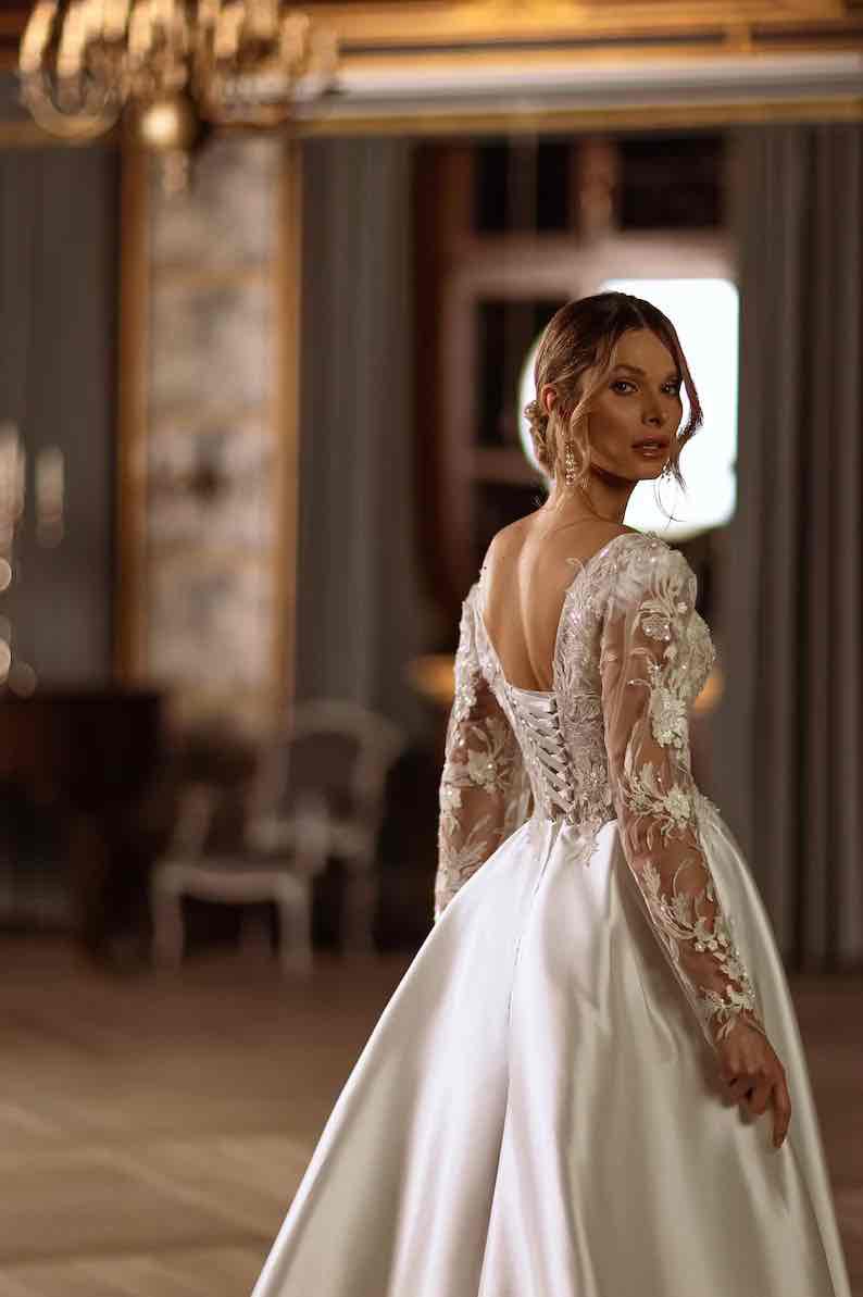 Custom Gown Sample Wedding Dress - Stillwhite