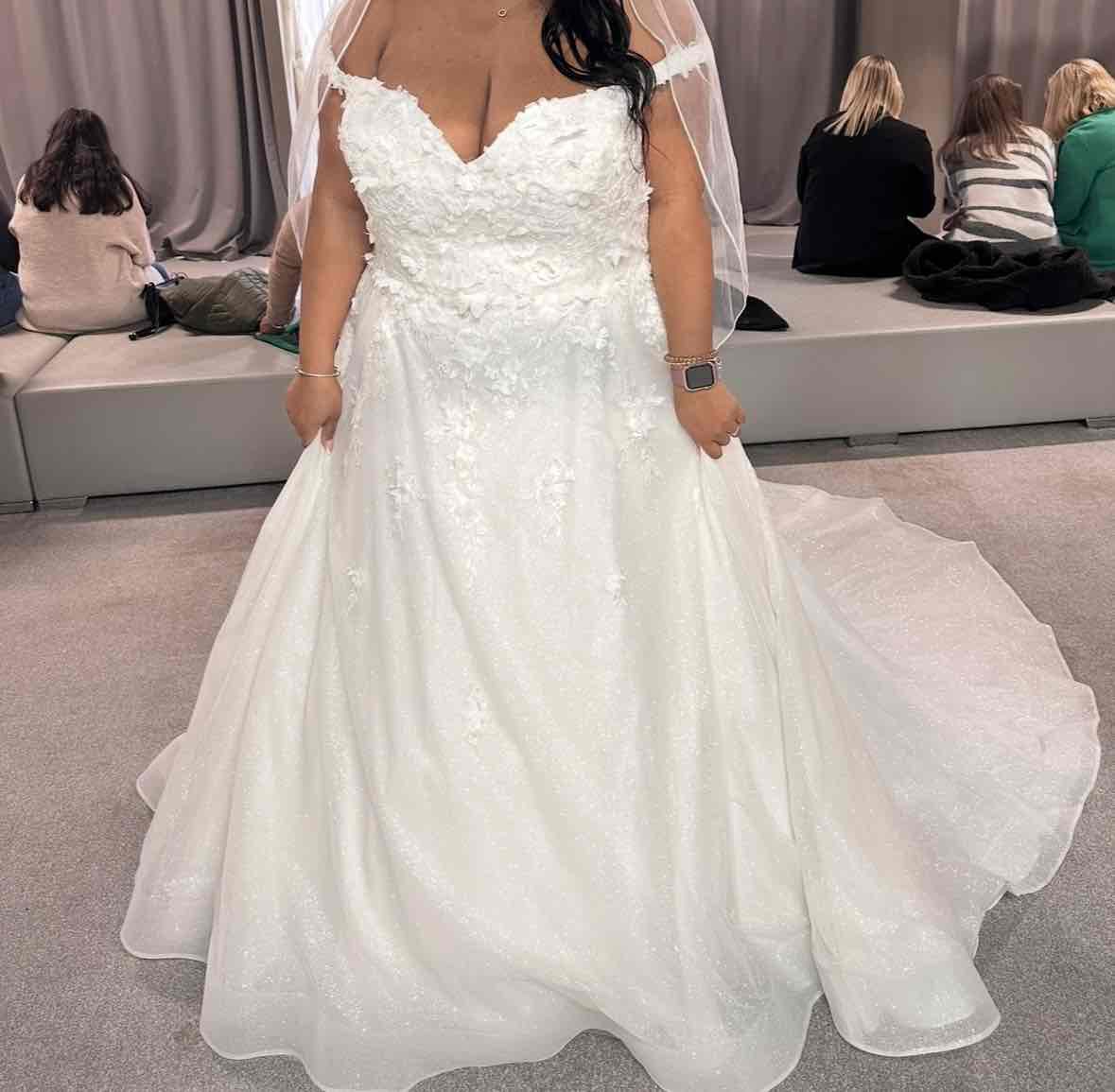 Viva Bride, RAYE New Wedding Dress Save 28% - Stillwhite