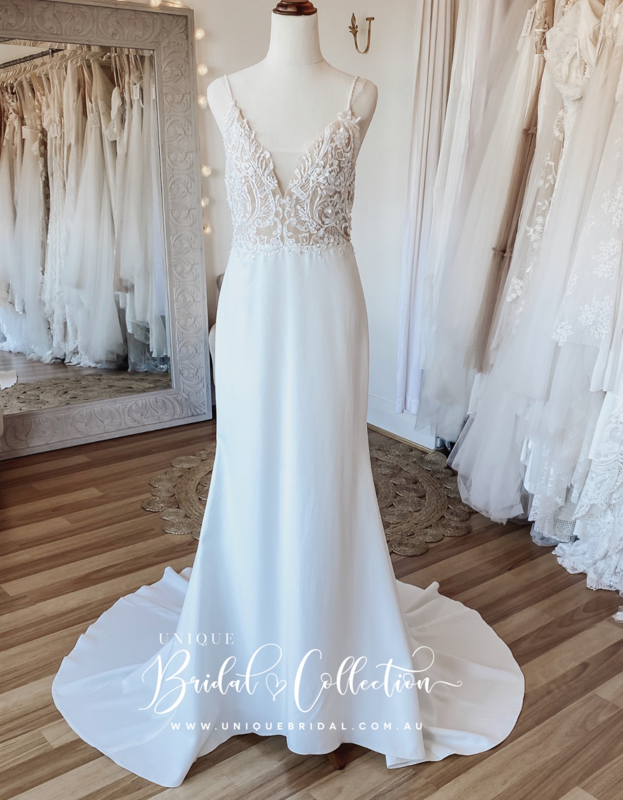Unique Bridal Collection New Wedding Dress - Stillwhite