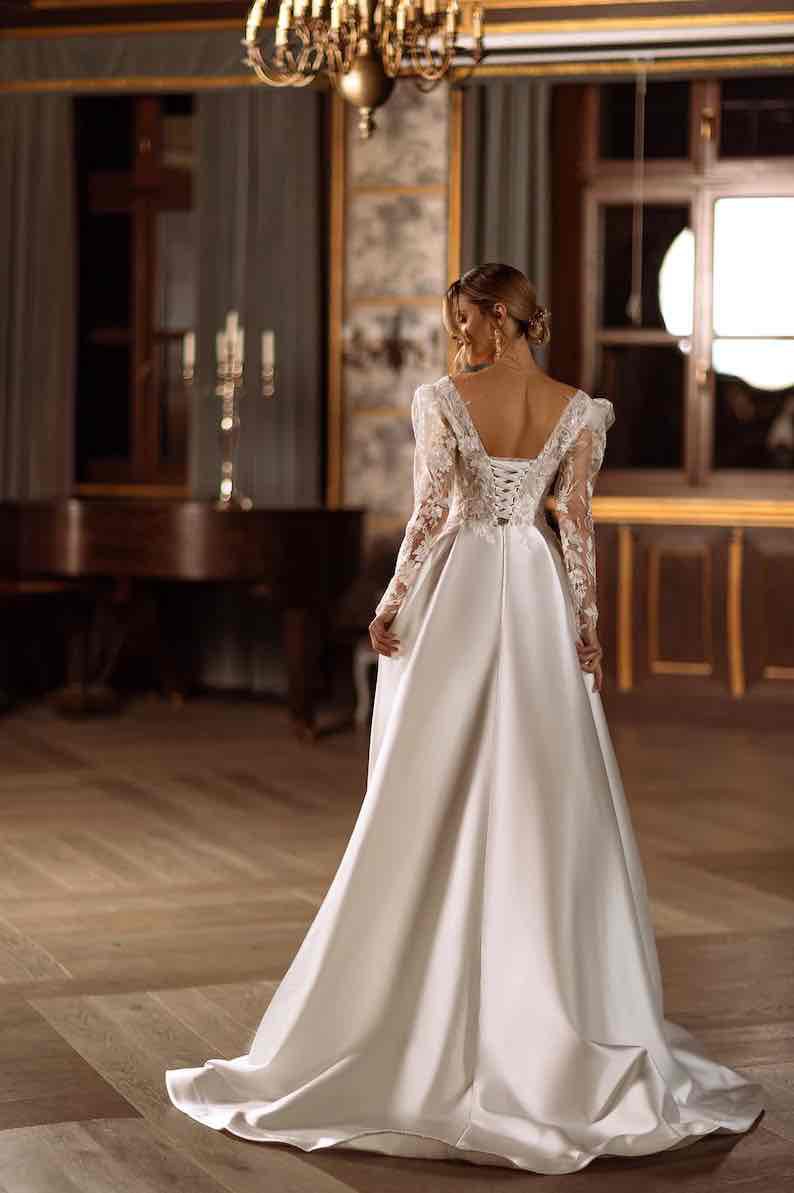 Custom Gown Sample Wedding Dress - Stillwhite