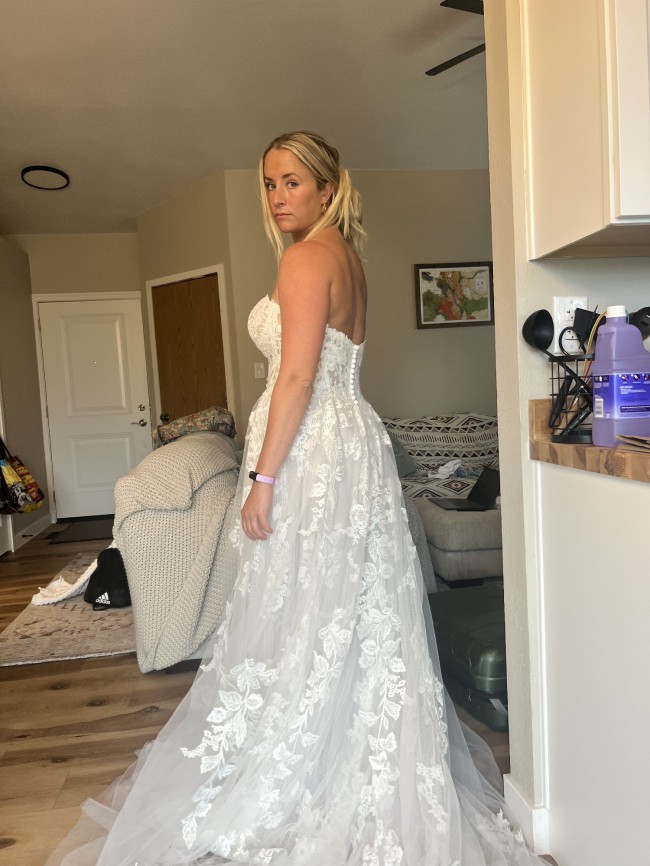 Maggie Sottero, Cari New Wedding Dress Save 59% - Stillwhite