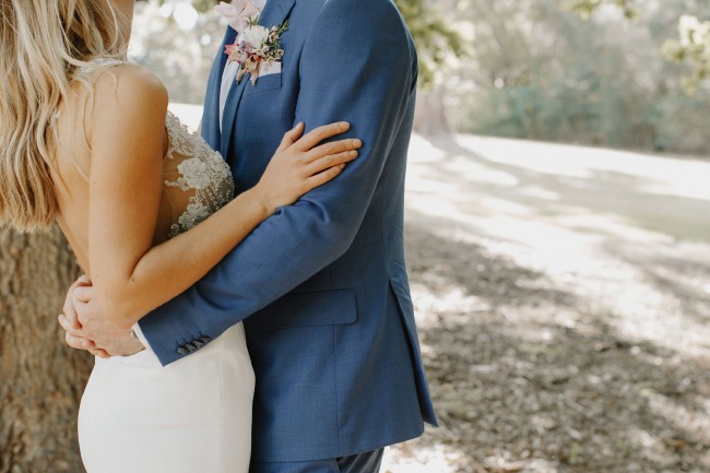 Liz Martinez Inga Preowned Wedding Dress Save 58% - Stillwhite