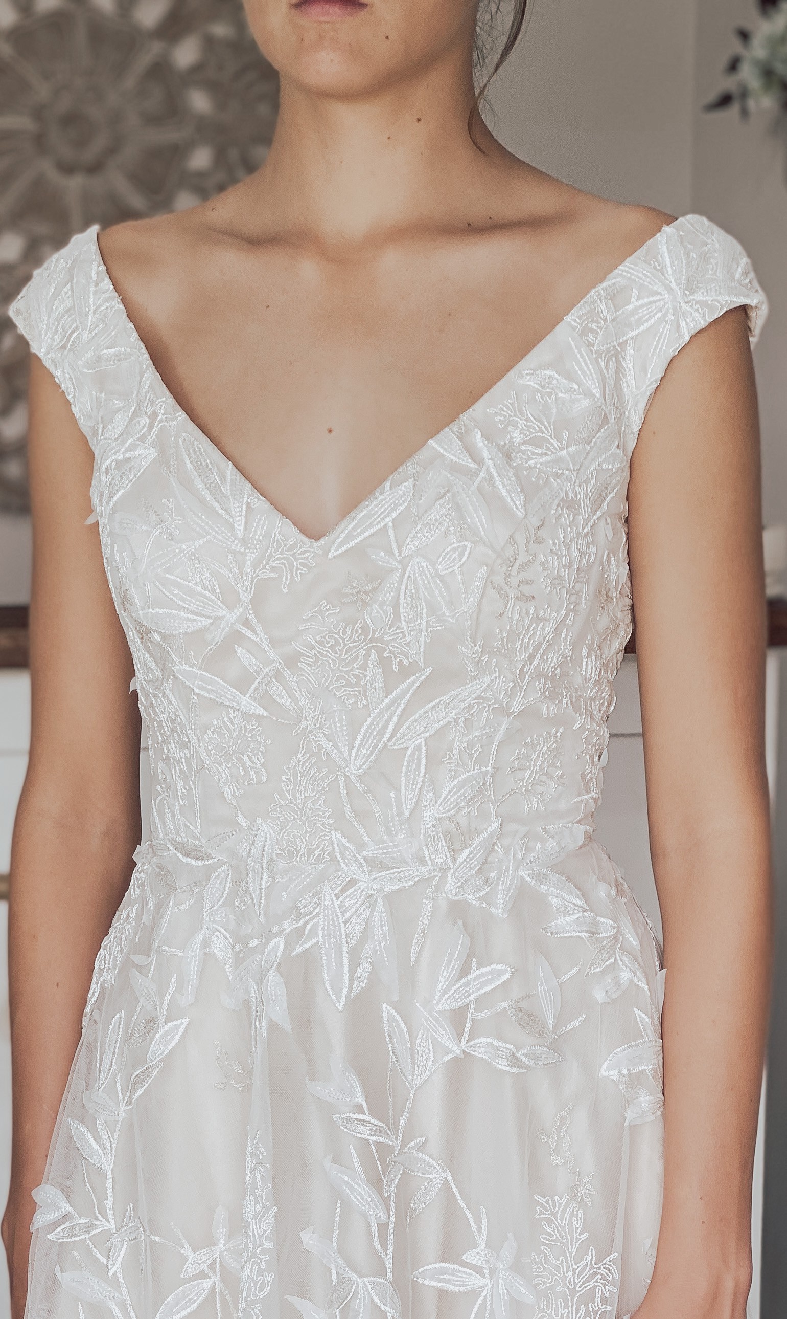 The Laid-Back Bride Sample Wedding Dress Save 47% - Stillwhite