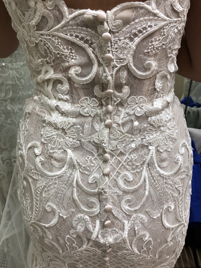 Allure Bridals 9560 Second Hand Wedding Dress Save 42% - Stillwhite