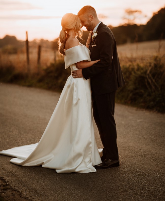 Eva Lendel, Jess Wedding Dress Save 47% - Stillwhite
