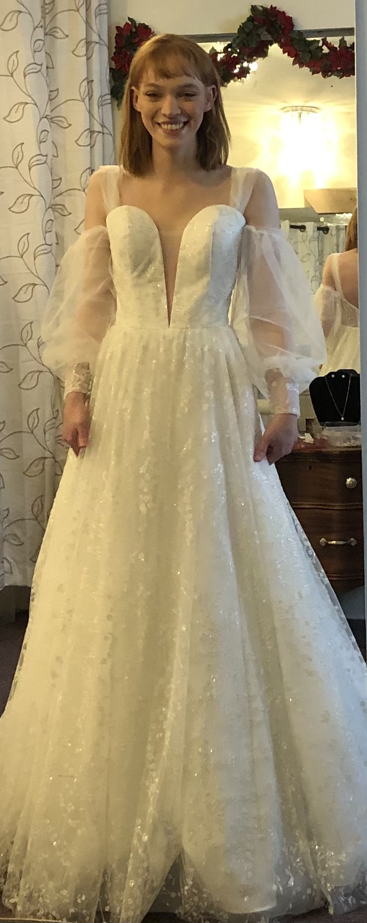 Loré White New Wedding Dress Save 77% - Stillwhite