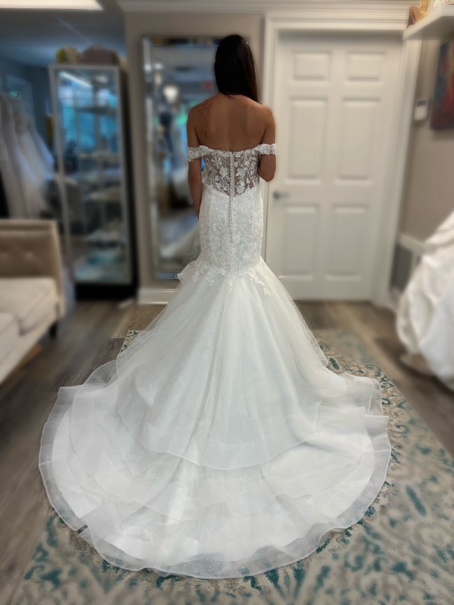 Justin Alexander 88191/Breslin Sample Wedding Dress Save 28% - Stillwhite