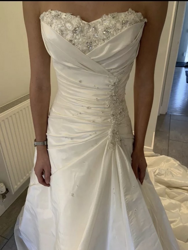 Benjamin Roberts New Wedding Dress Save 87% - Stillwhite