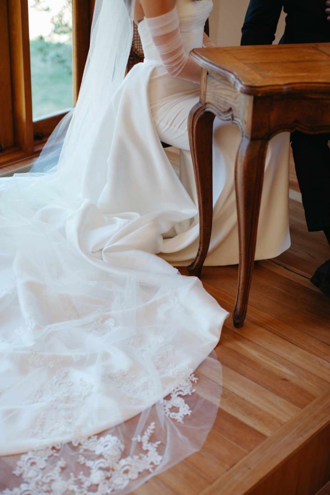 Alison Davis Collection Wedding Dress Save 42% - Stillwhite