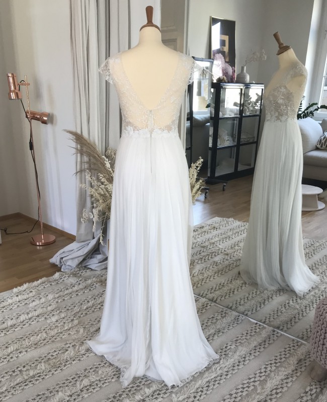 Anna Kara BLUE Sample Wedding Dress Save 62% - Stillwhite