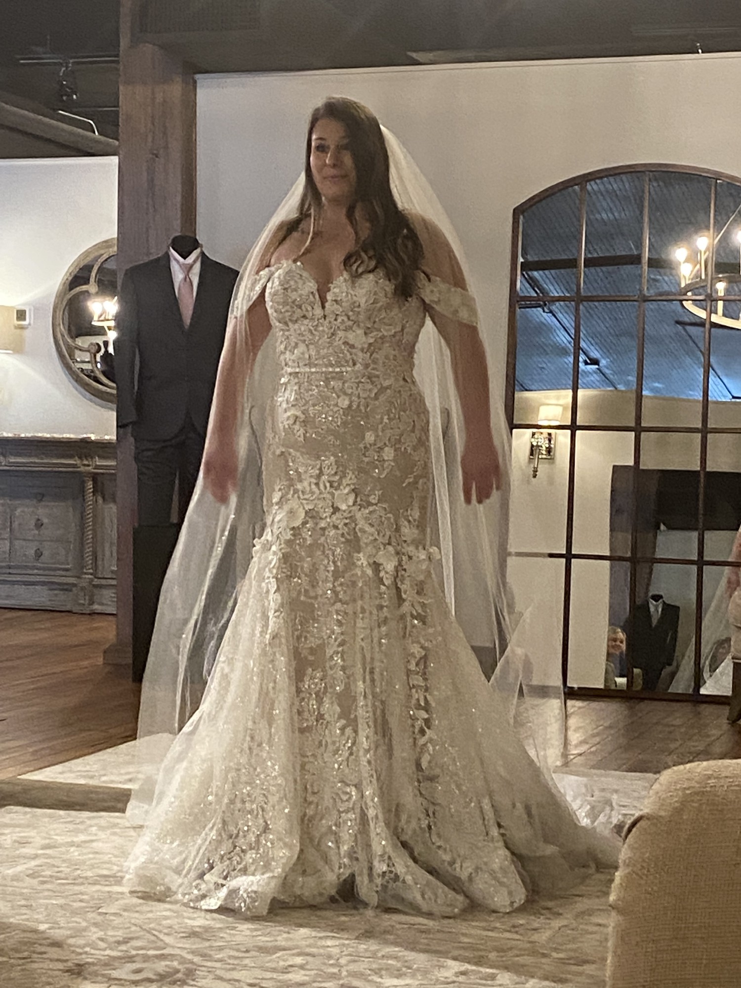 Essense of Australia New Wedding Dress - Stillwhite