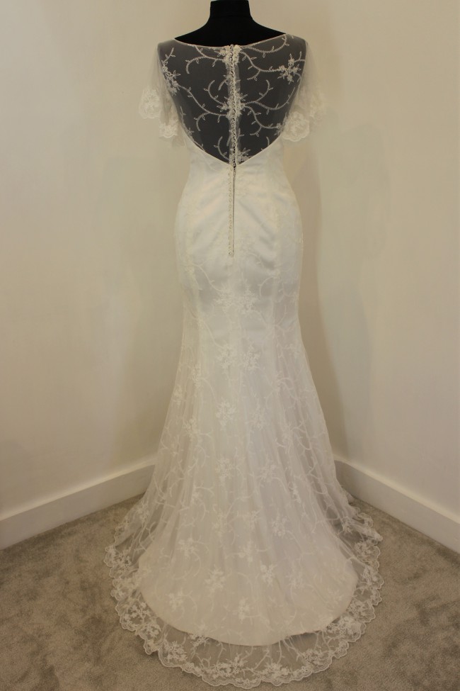 Benjamin Roberts, 2620 Sample Wedding Dress Save 72% - Stillwhite