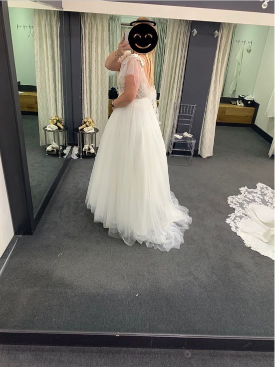 Cizzy Bridal New Wedding Dress Save 50% - Stillwhite
