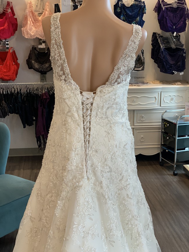 Private Label Le Reve - Custom Sample Wedding Dress Save 70% - Stillwhite