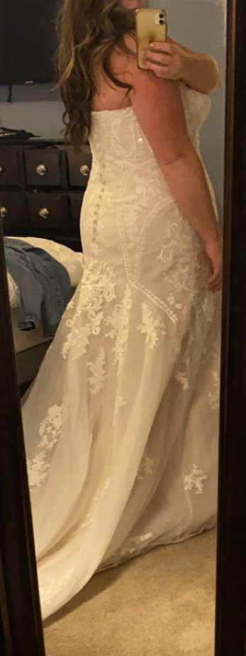 Stella York Style #6716 New Wedding Dress Save 52% - Stillwhite