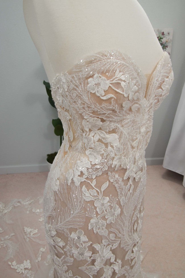 Enzoani, Taliana 22323 Sample Wedding Dress Save 74% - Stillwhite