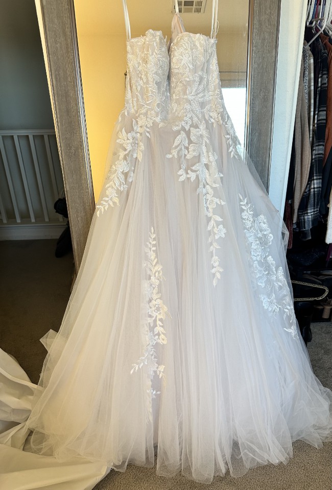 Brilliant Bridal, Alli New Wedding Dress Save 83% - Stillwhite