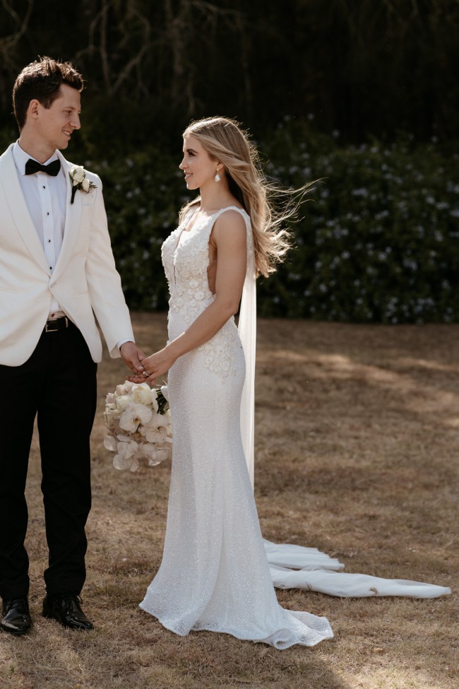 Mariana Hardwick, Ava gown Used Wedding Dress Save 64% - Stillwhite