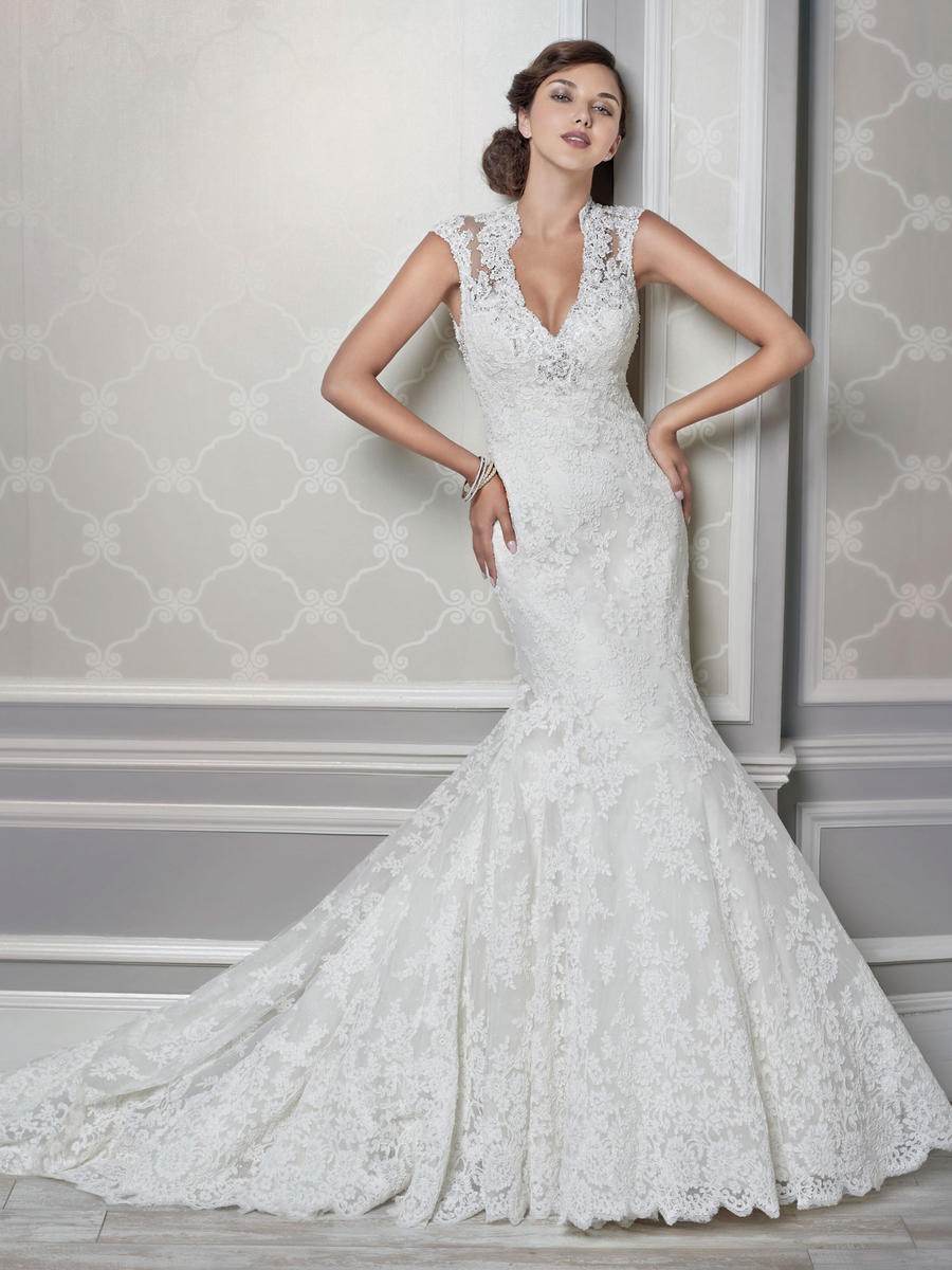 Kenneth Winston, Gorgeous shoulders Sample Wedding Dress Save 82% ...