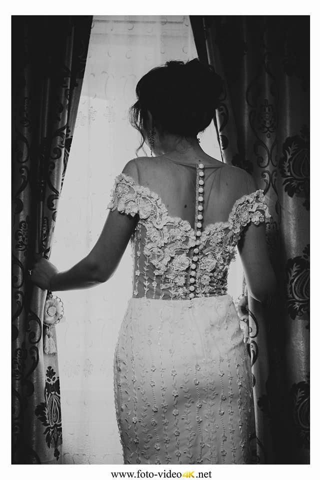 Noela Style Second Hand Wedding Dress - Stillwhite