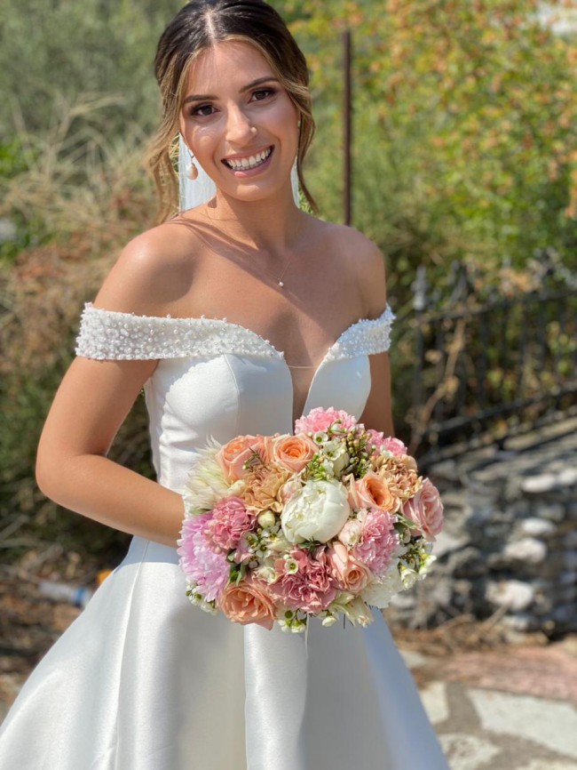 Pronovias Rea dress Wedding Dress Save 50% - Stillwhite