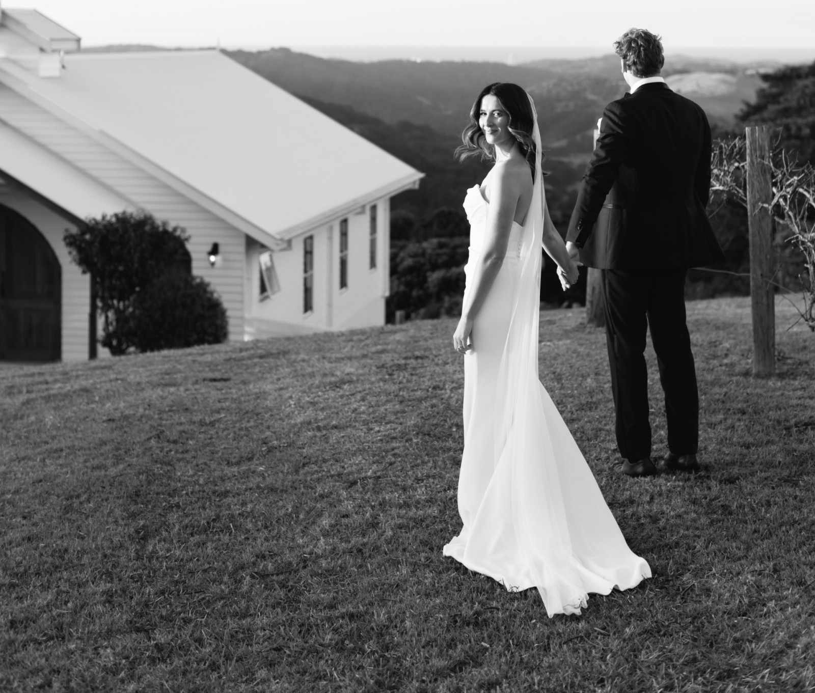 Kyha Studios Wedding Dress Save 50% - Stillwhite