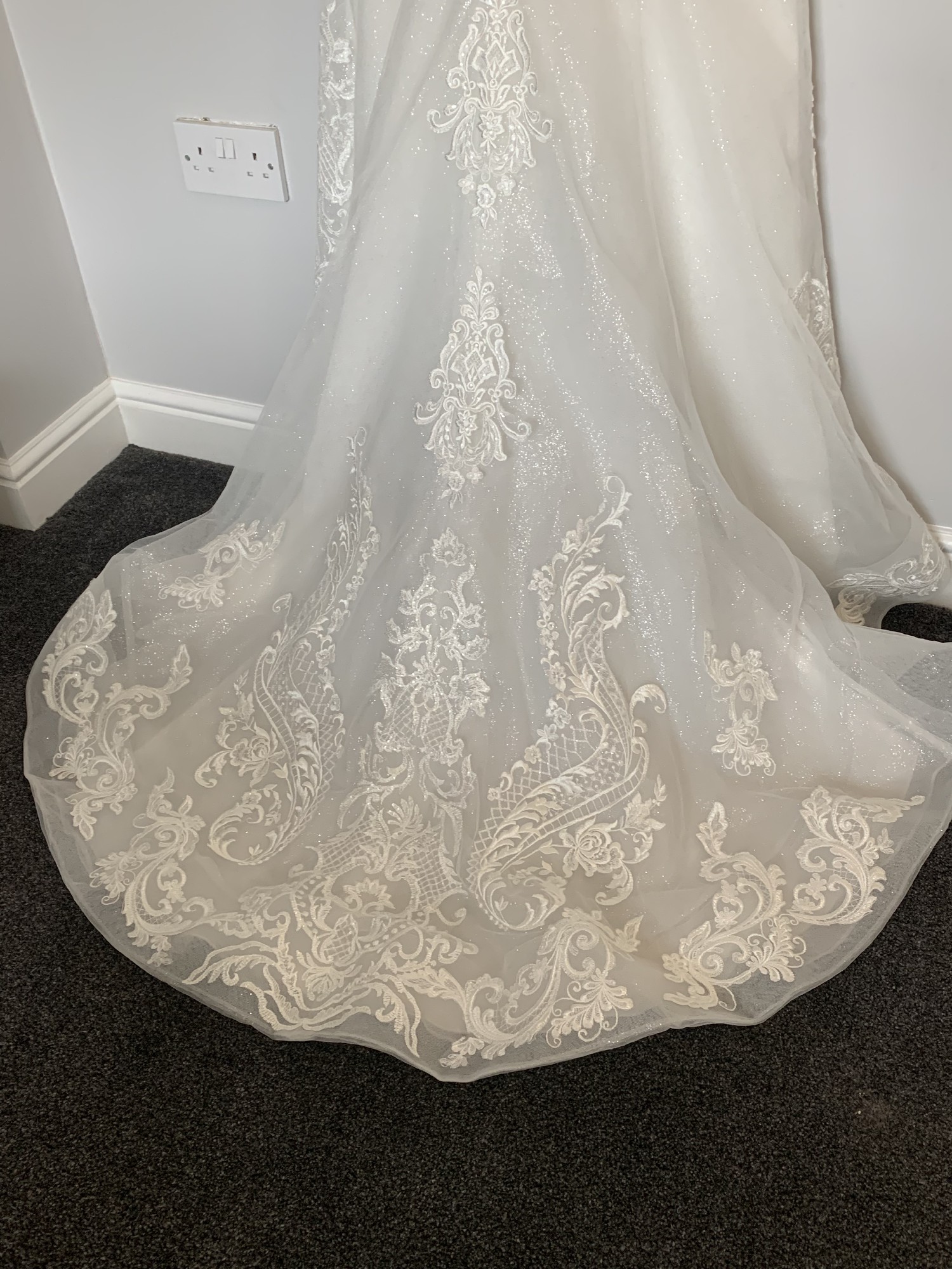 Stella York, 6979 Sample Wedding Dress - Stillwhite