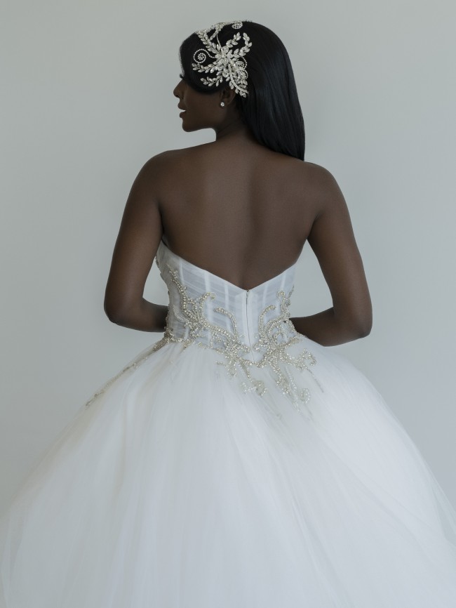 Andrea Osei BRIDE Sample Wedding Dress Save 60% - Stillwhite
