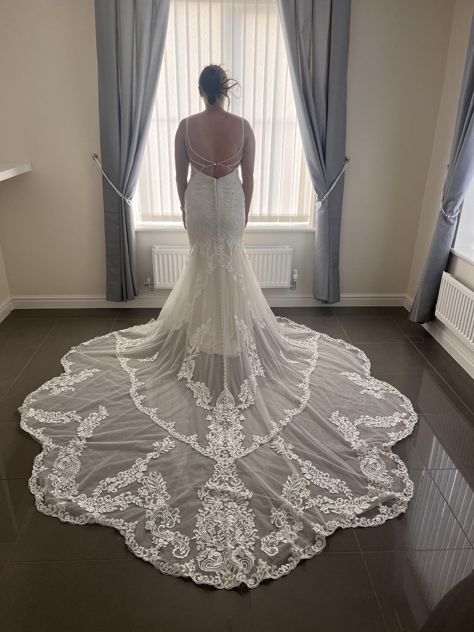 Essense of Australia Capella C504a Wedding Dress Save 50% - Stillwhite
