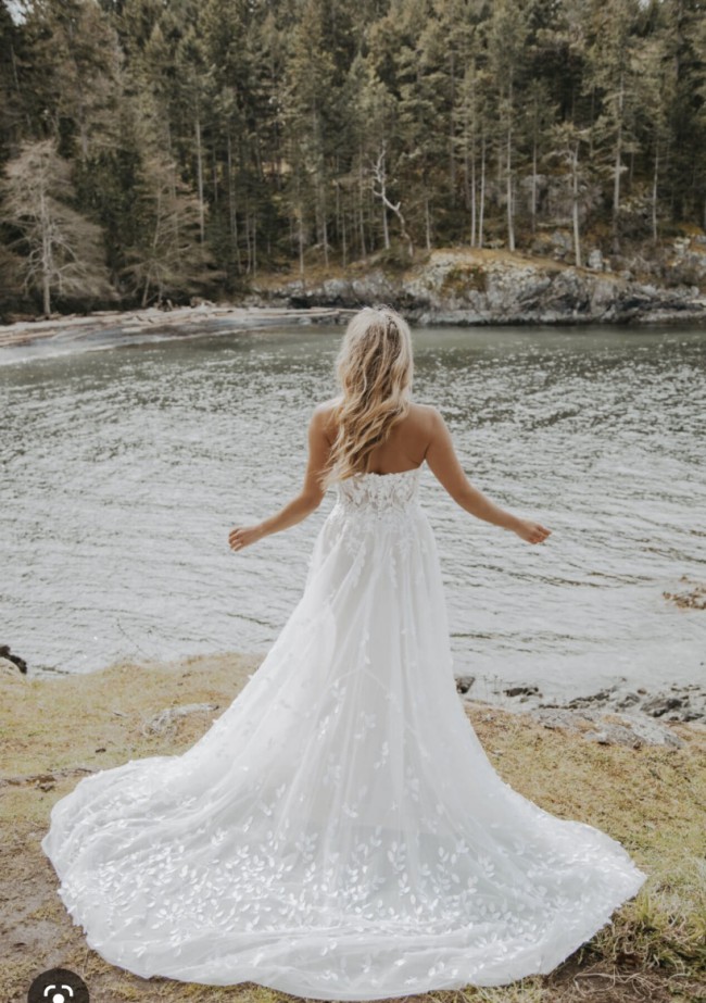 All Who Wander New Wedding Dress Save 48% - Stillwhite