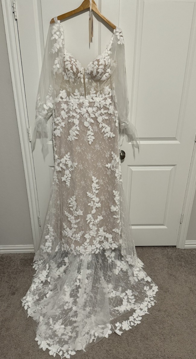 Madi Lane Karis, ML23612 New Wedding Dress Save 20% - Stillwhite