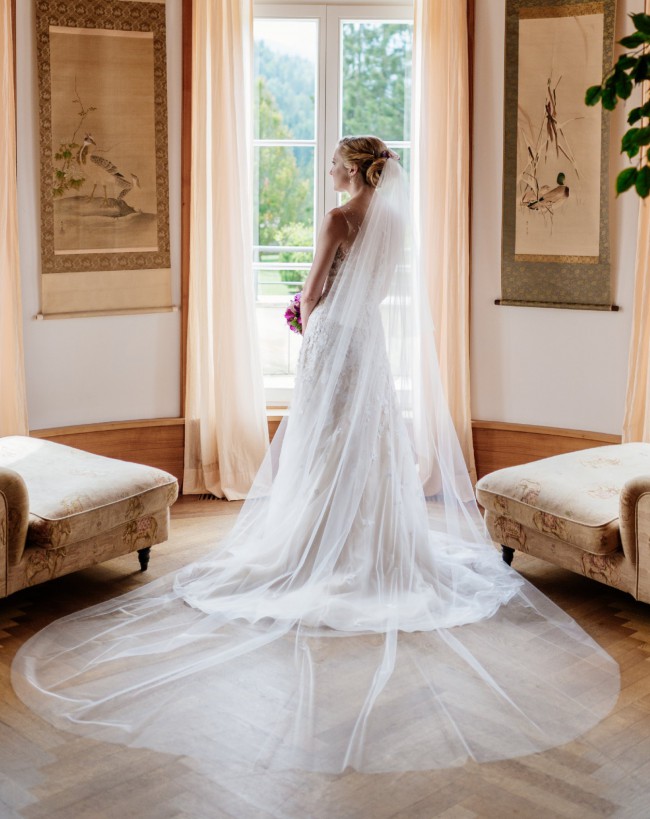 Carolina Herrera Preloved Wedding Dress Save 64% - Stillwhite