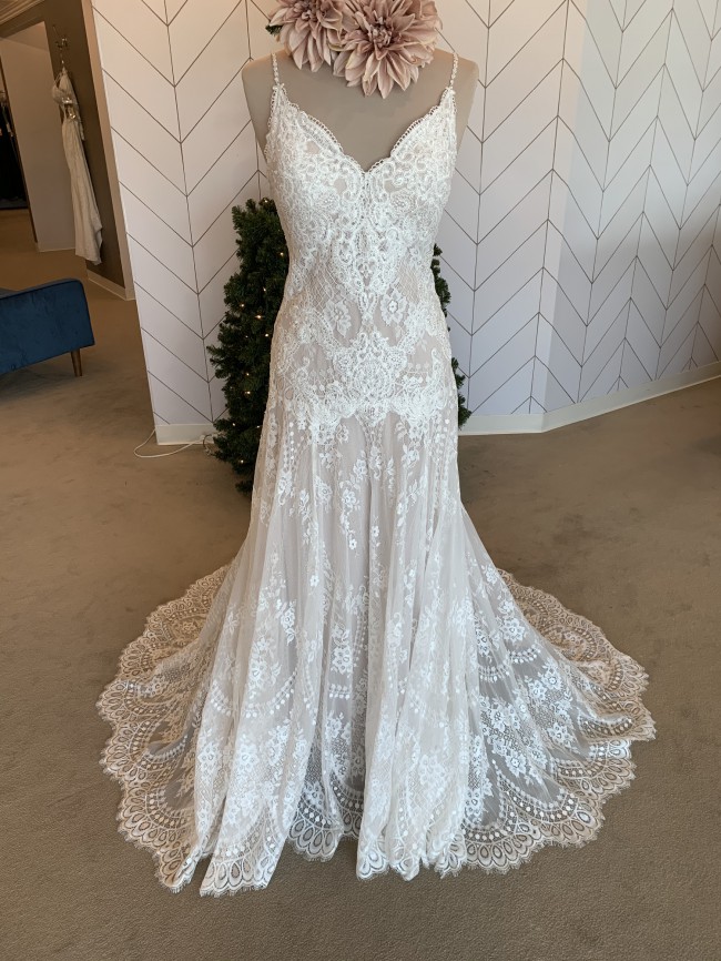 Allure Romance 3221 Sample Wedding Dress Save 54% - Stillwhite