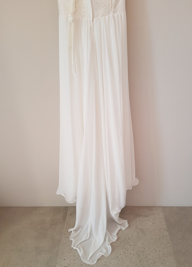 Sheath Sample Wedding Dress Save 75% - Stillwhite