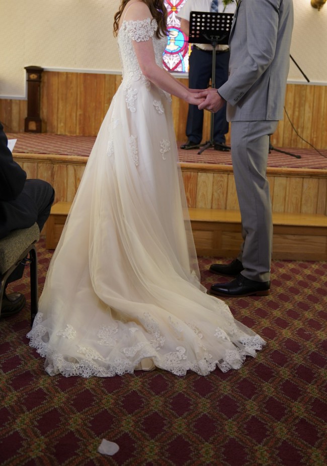 Stella York 6684 Wedding Dress - Stillwhite