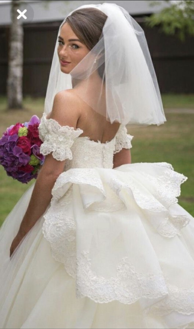 Anna Sanders Atelier Custom Made Preloved Wedding Dress - Stillwhite