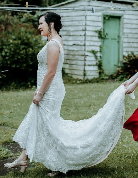 Madi Lane Raya Used Wedding Dress Save 80% - Stillwhite