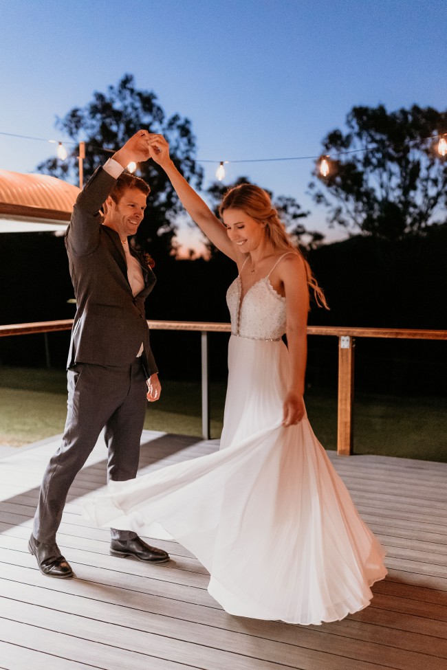 The Laid-Back Bride Luna Sample Wedding Dress Save 54% - Stillwhite