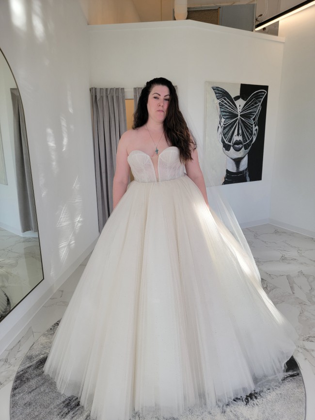 Nicole + Felicia New Wedding Dress Save 33% - Stillwhite