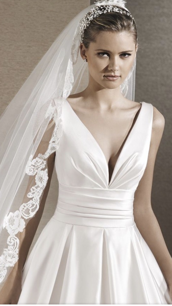 La Sposa New Wedding Dress Save 23% - Stillwhite