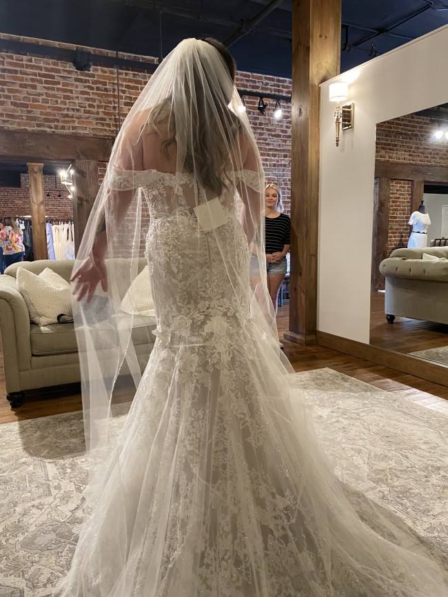 Essense of Australia New Wedding Dress - Stillwhite