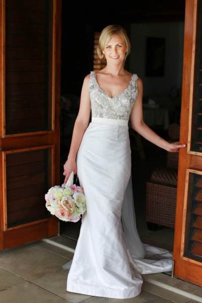 Melanie Ford Used Wedding Dress Save 86% - Stillwhite