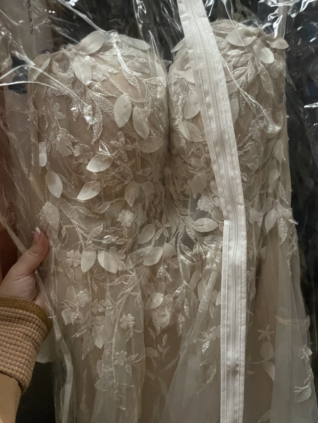 All Who Wander Raine Wedding Dress Save 66% - Stillwhite