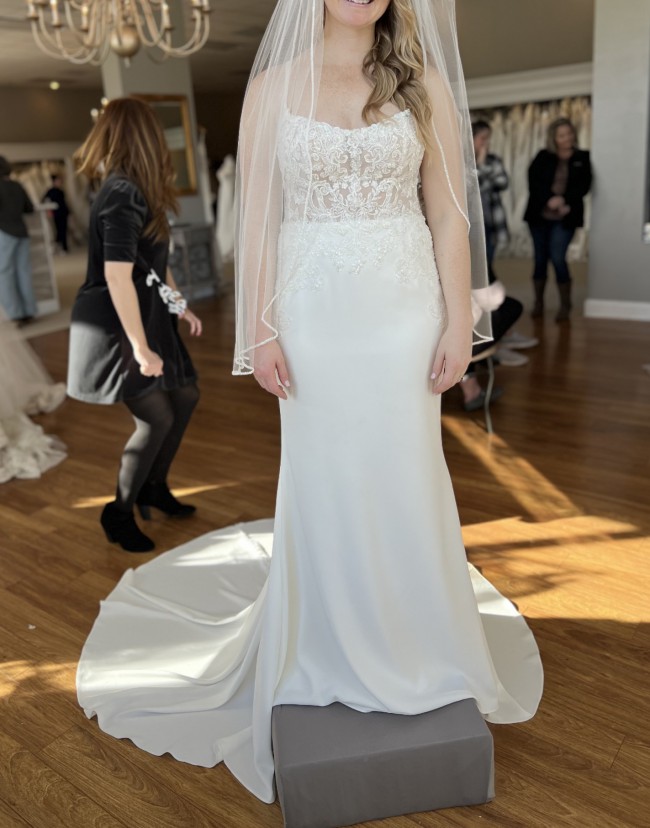 Ashley Renee Bridal New Wedding Dress - Stillwhite