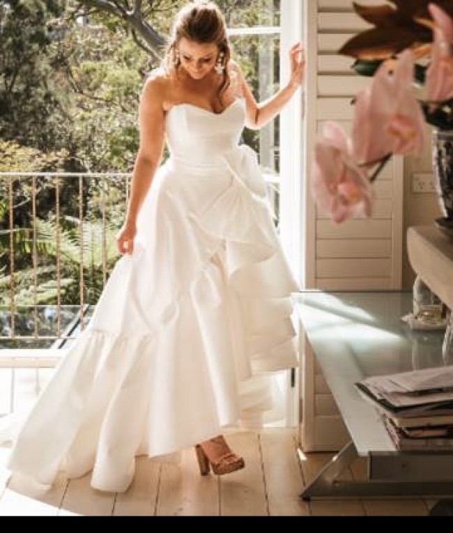 Velani Custom Made Second Hand Wedding Dress Save 39% - Stillwhite