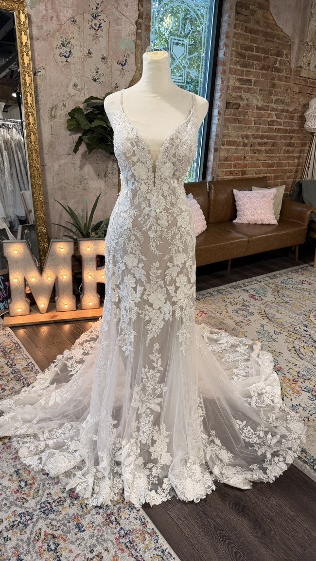 Allure Romance, 3505 Sample Wedding Dress Save 73% - Stillwhite